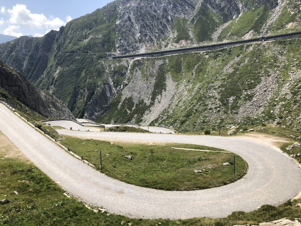 Paso de San Gotardo | LATAMOTOUR